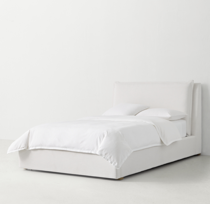 Vicomte Linear Sconce | RH TEEN